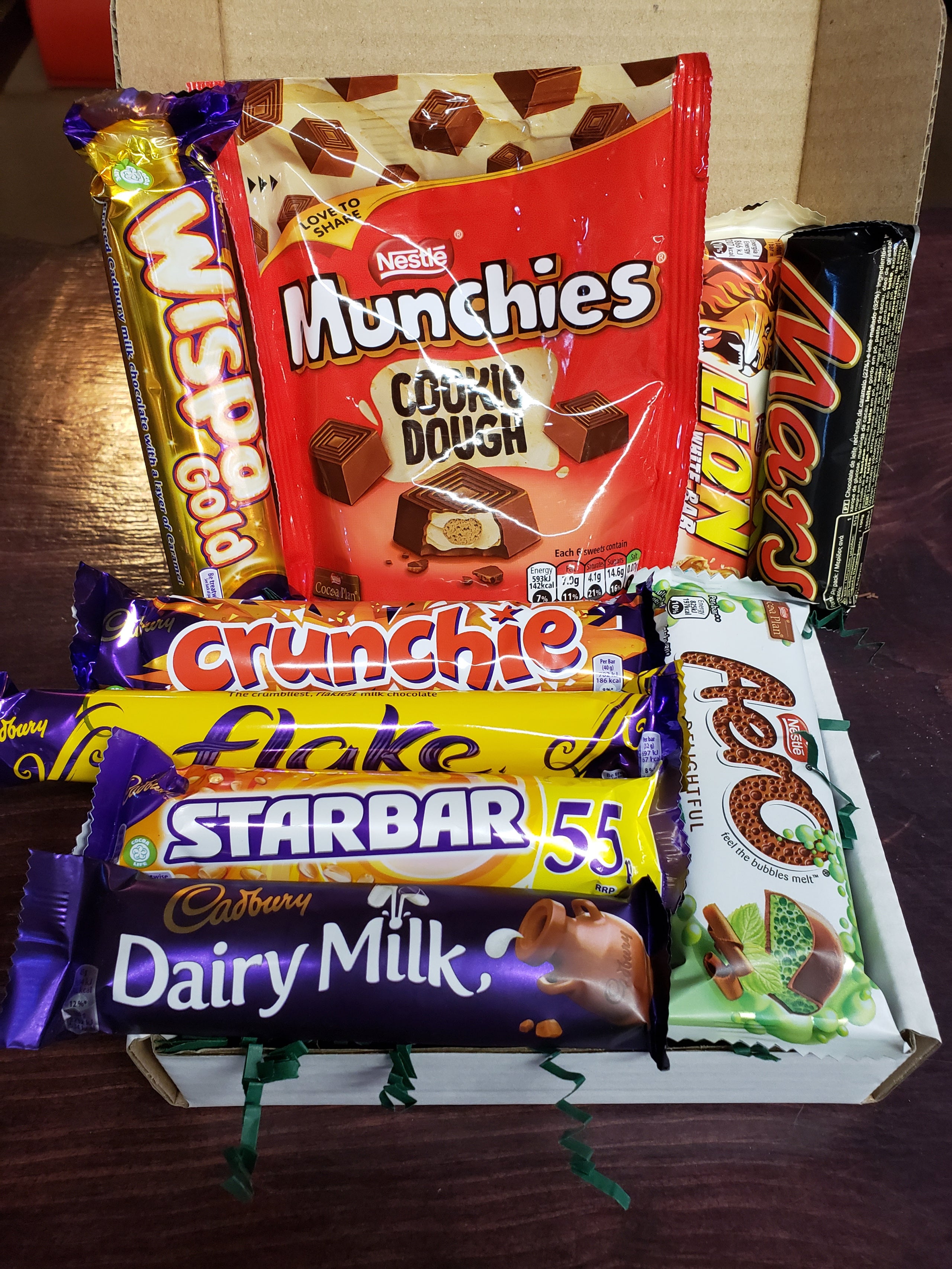 British Munchies Box | Lickee's & Chewy's